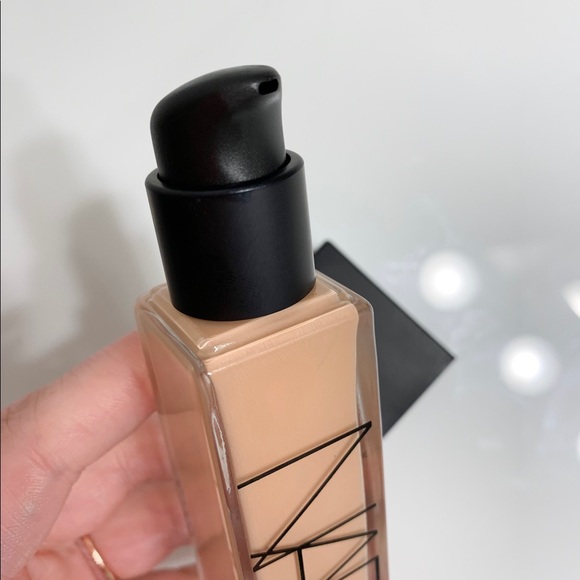 NARS | Makeup | Nars Yukon Natural Radiant Foundation | Poshmark